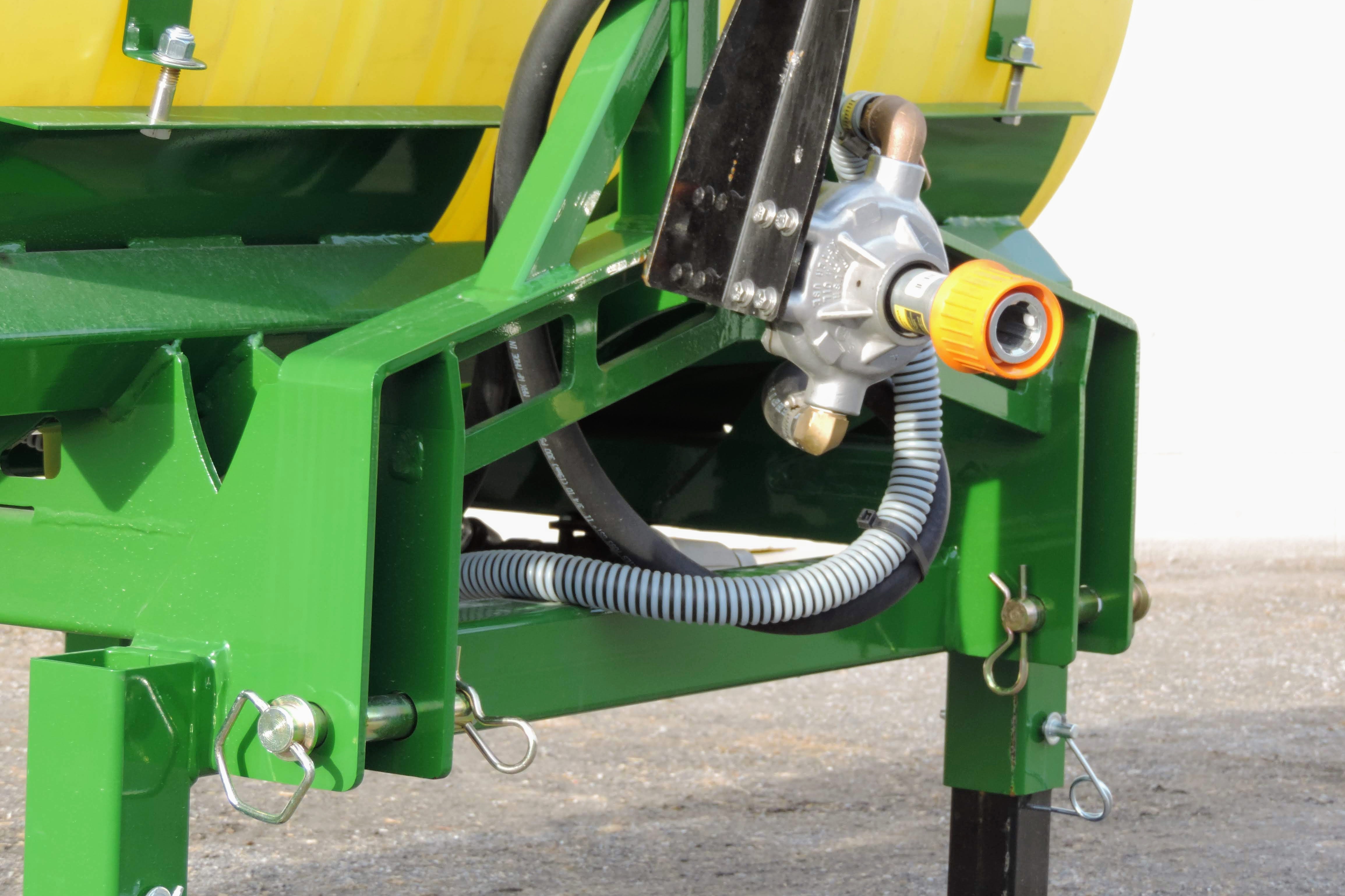 200 gallon 3-point Hitch Sprayer - HT200M Series | Iva Sprayers
