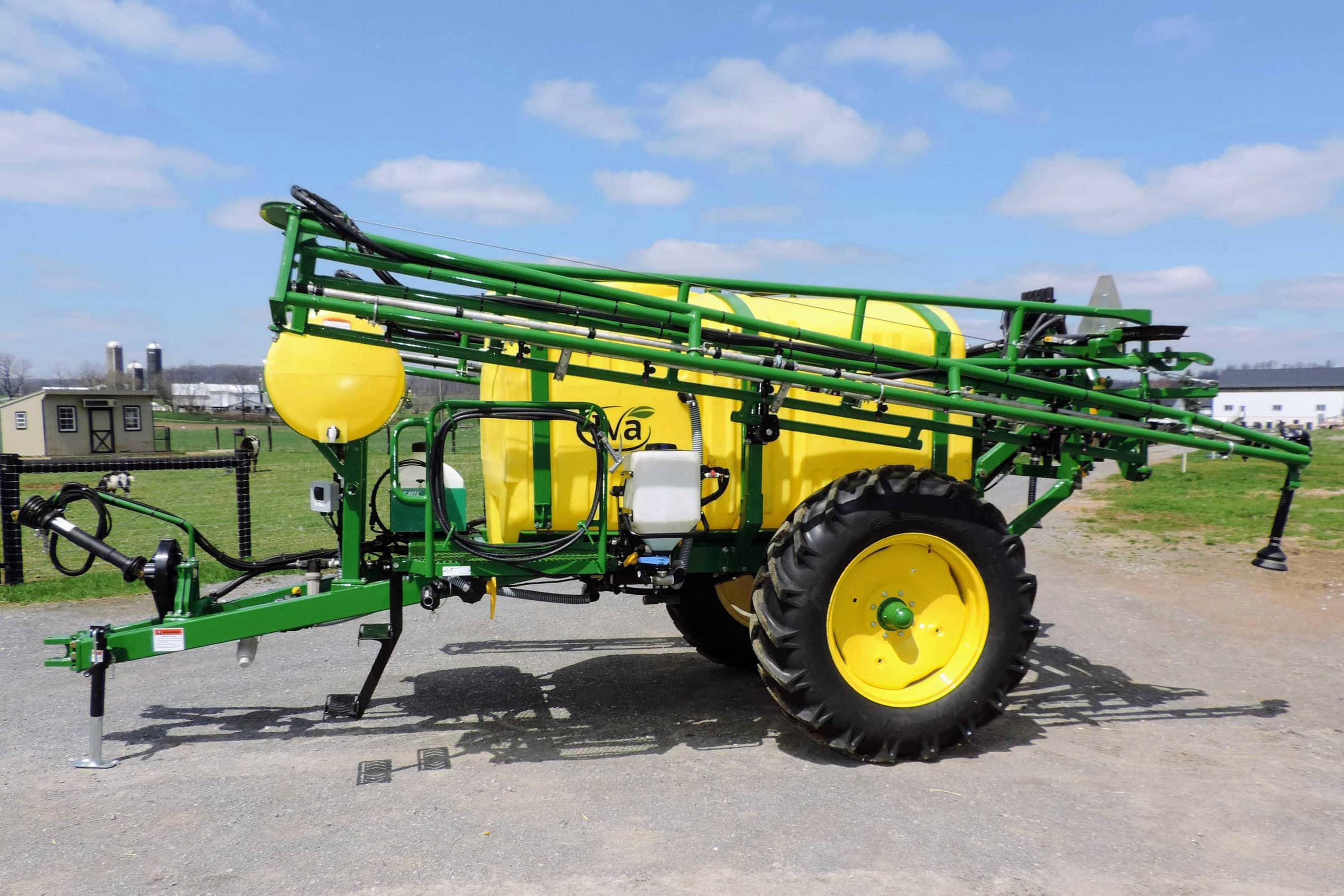 200 gallon 3-point Hitch Sprayer - HT200M Series | Iva Sprayers