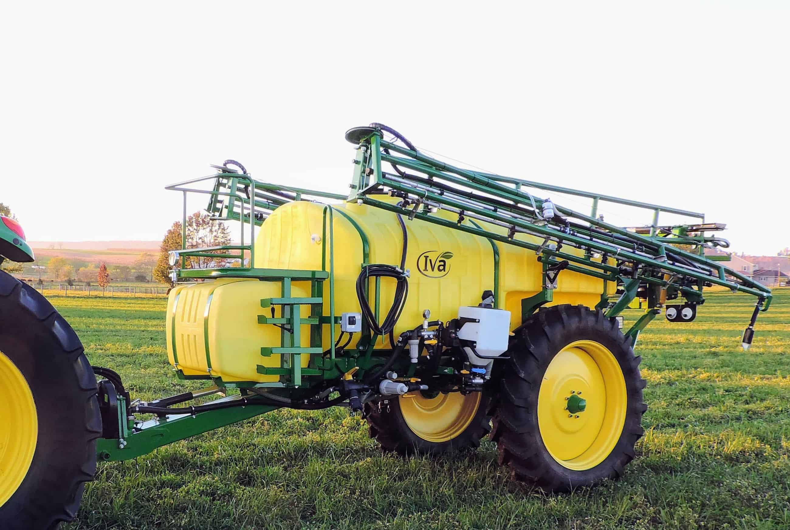 1000 gallon Trailer Field Sprayer - F1000A Series | Iva Sprayers