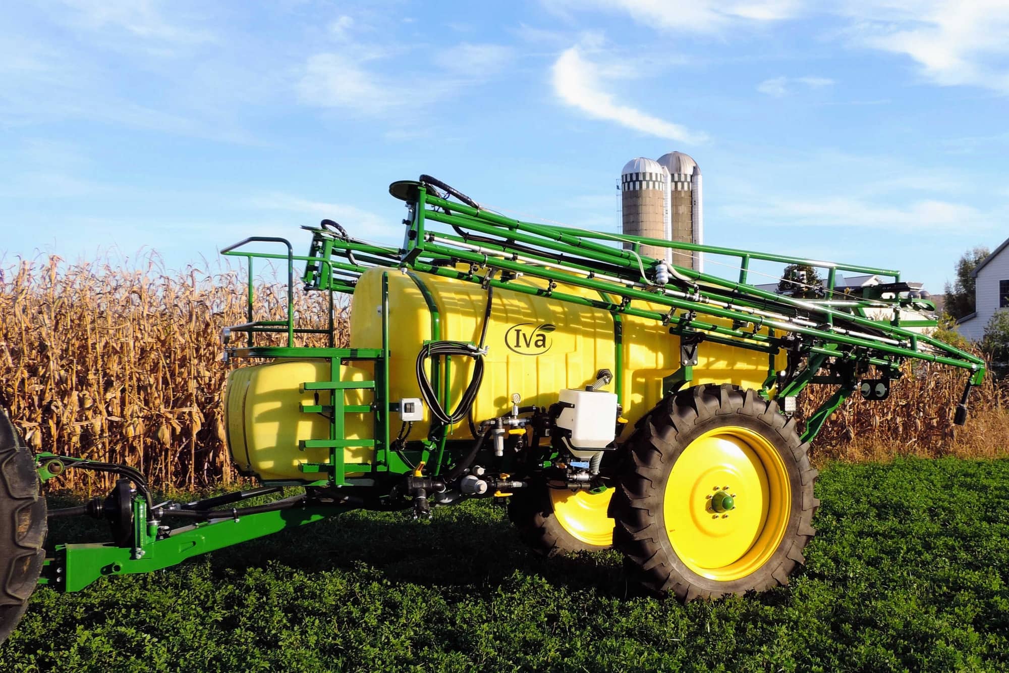 1000 gallon Trailer Field Sprayer - F1000A Series | Iva Sprayers