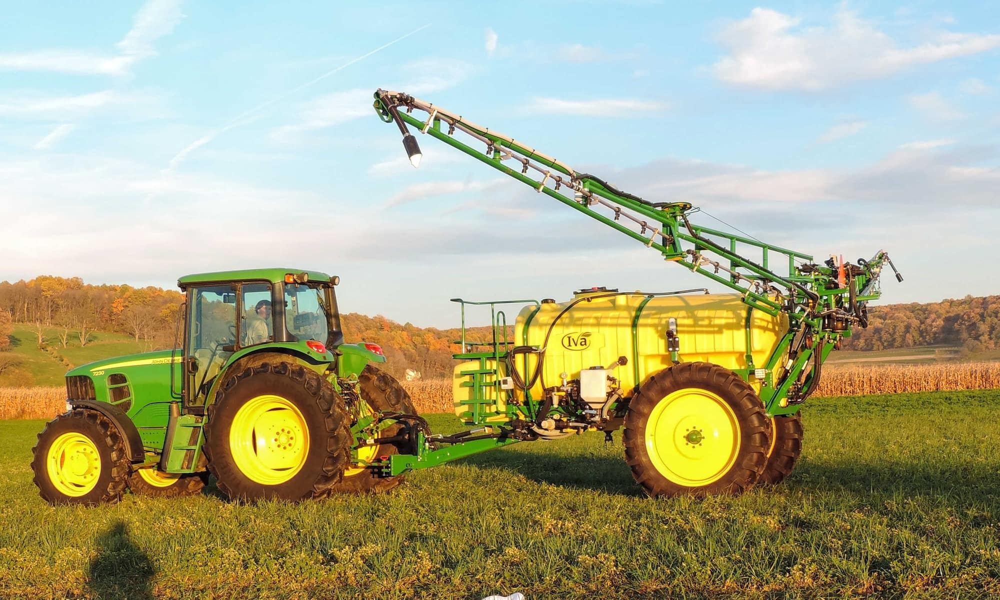 1000 gallon Trailer Field Sprayer - F1000A Series | Iva Sprayers