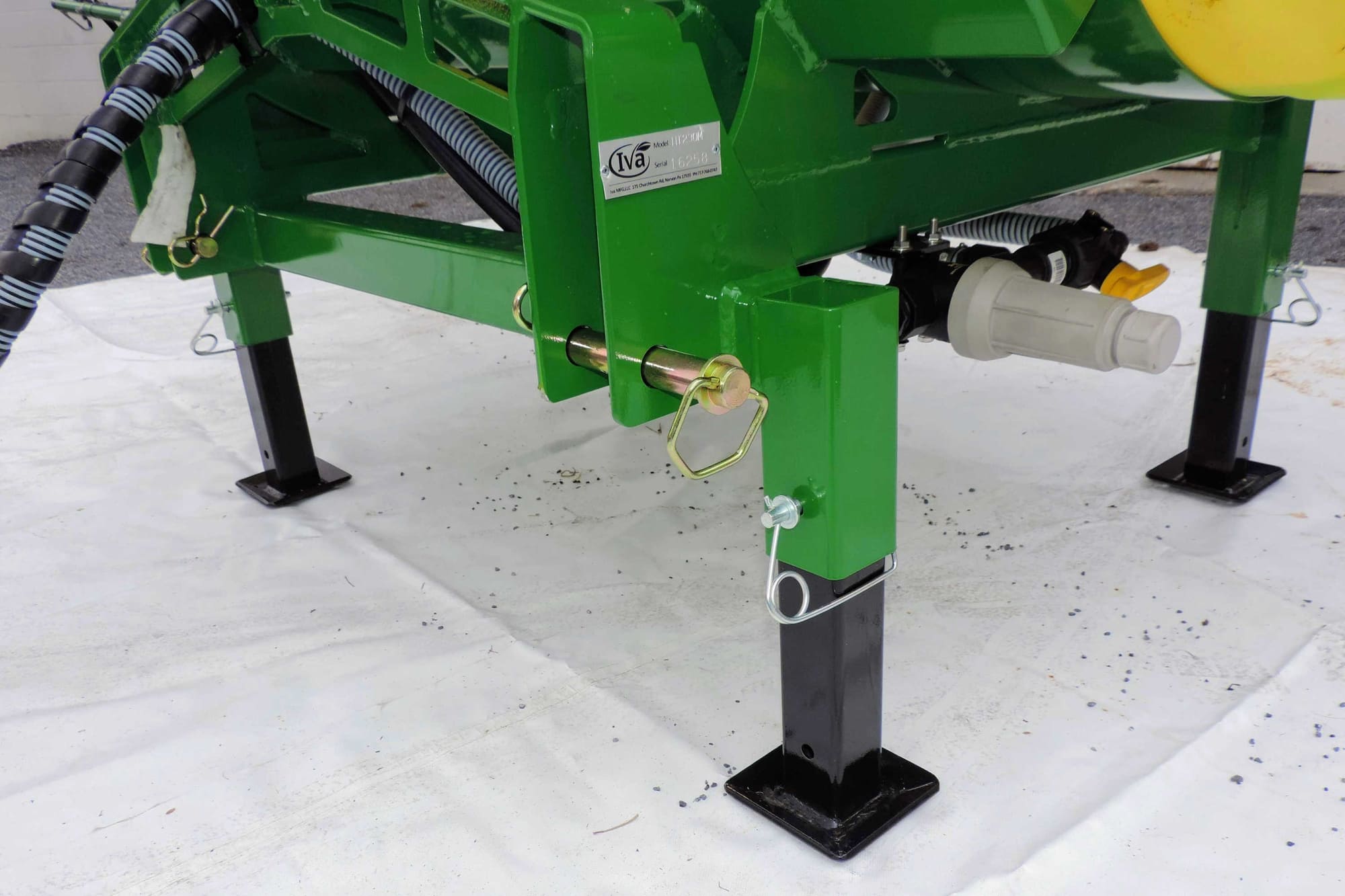 150 gallon 3-point Hitch Sprayer - HT150M Series | Iva Sprayers