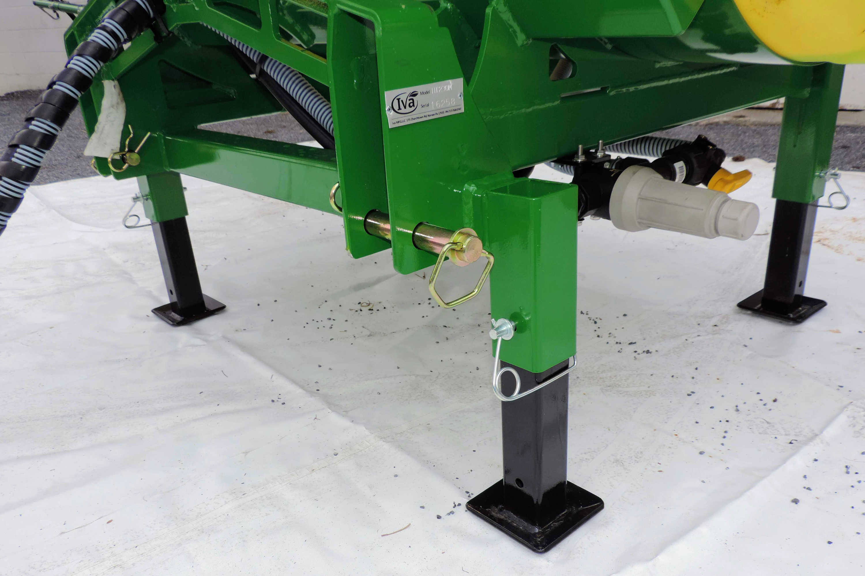 150 gallon 3-point Hitch Sprayer - HT150M Series | Iva Sprayers