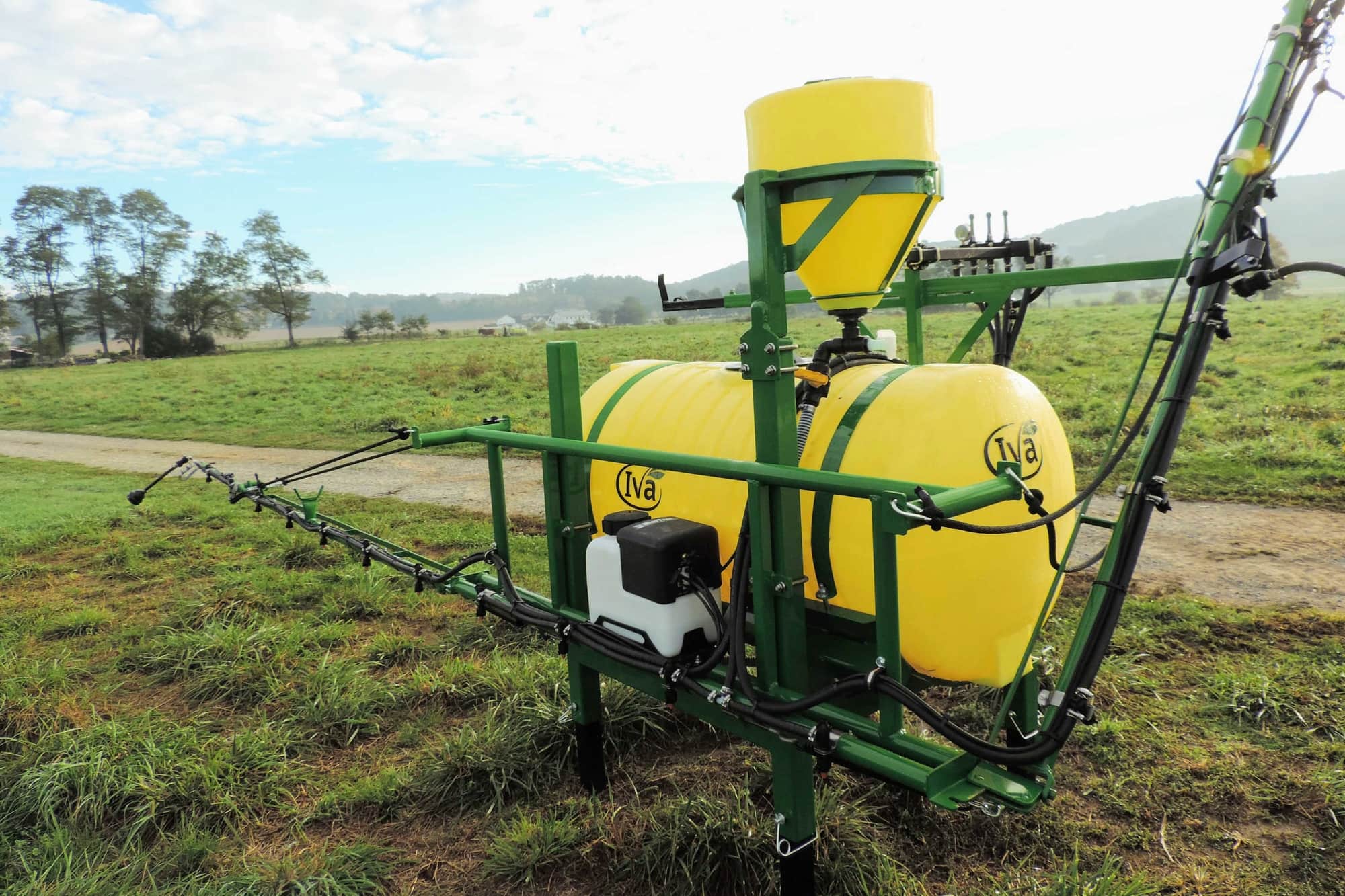 300 gallon 3-point Hitch Sprayer - HT300M Series | Iva Sprayers