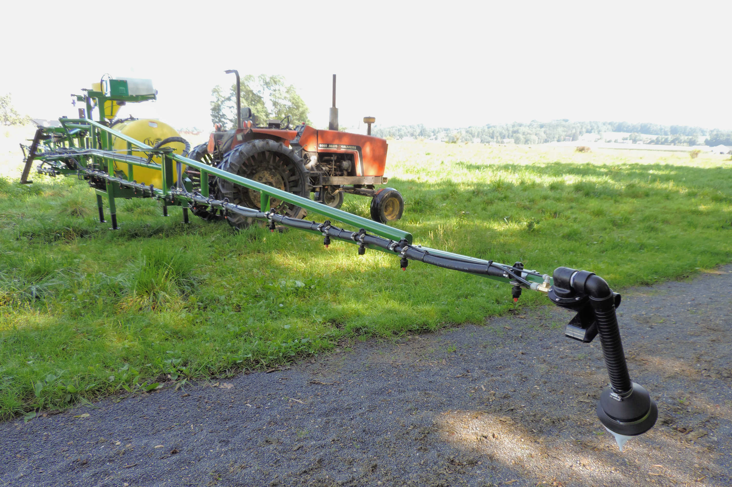 300 gallon 3-point Hitch Sprayer - HT300S Series | Iva Sprayers