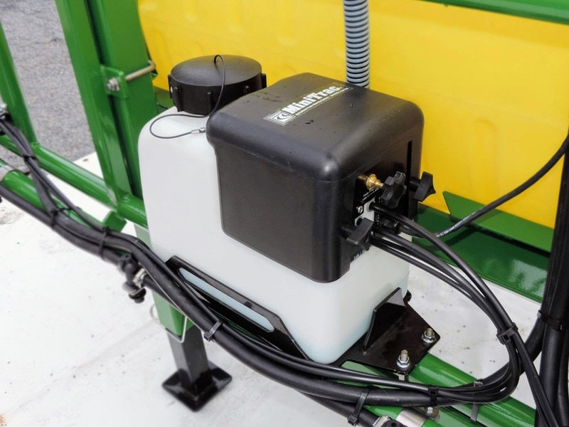 150 gallon 3-point Hitch Sprayer - HT150M Series | Iva Sprayers