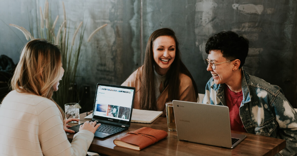 Easy classroom check-in app for schools | Students loves us