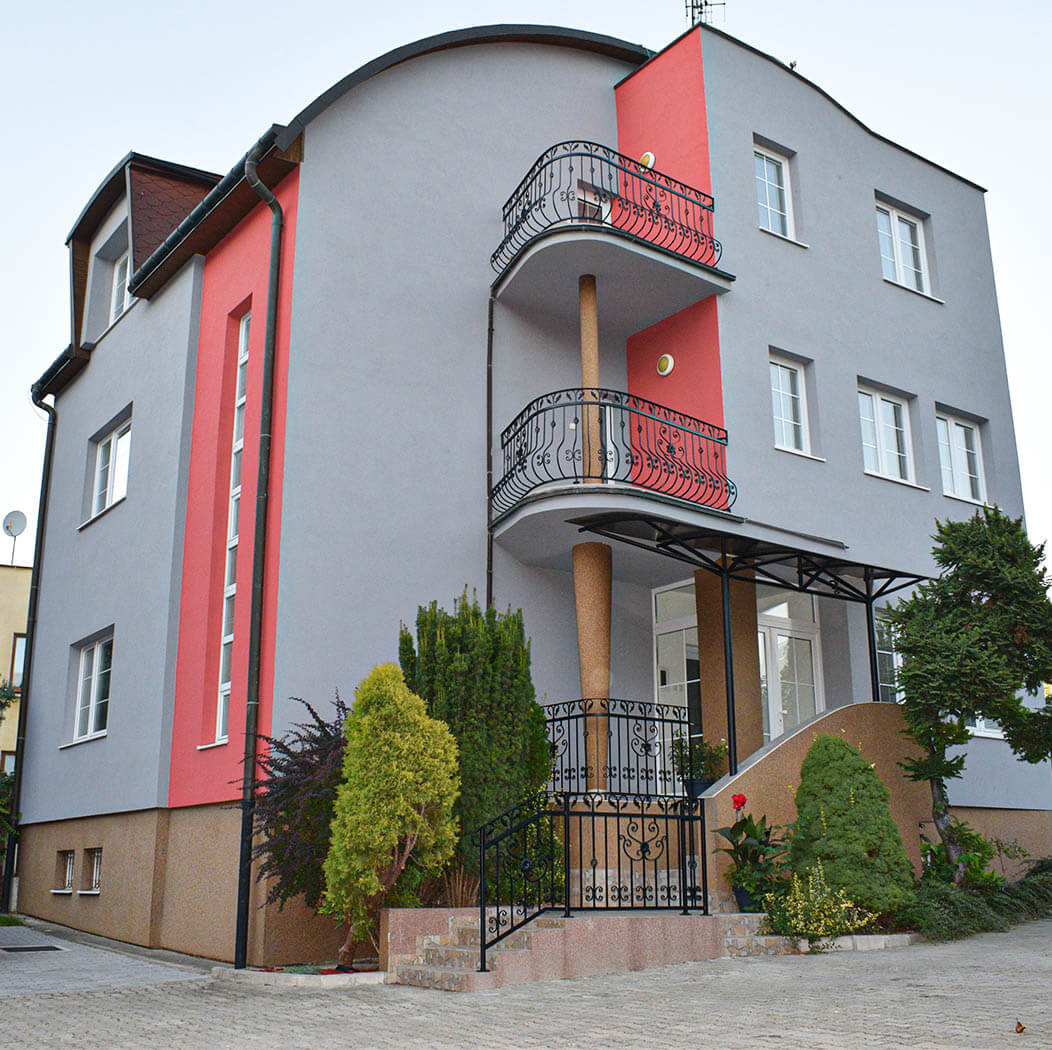 LIFE 5 - Spojenie profesionality a partnerstva