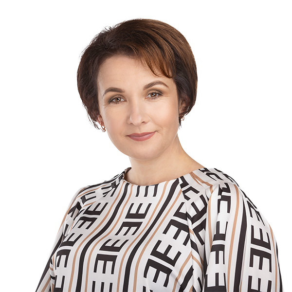 Martina Mačeková | Výkonná riaditeľka- LIFE 5