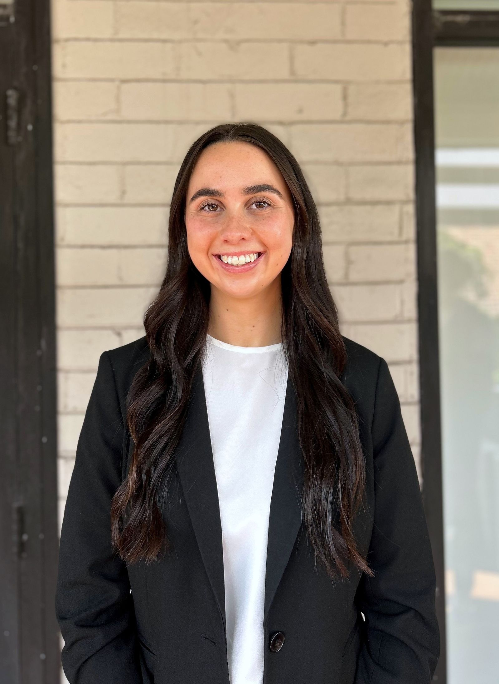 Marr Family Lawyers Wollongong - Our Lawyers - Charlotte Naulty