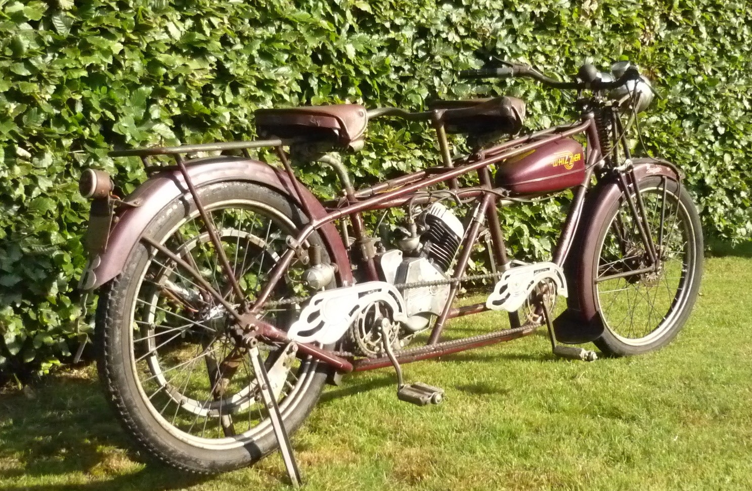 Whizzer L300