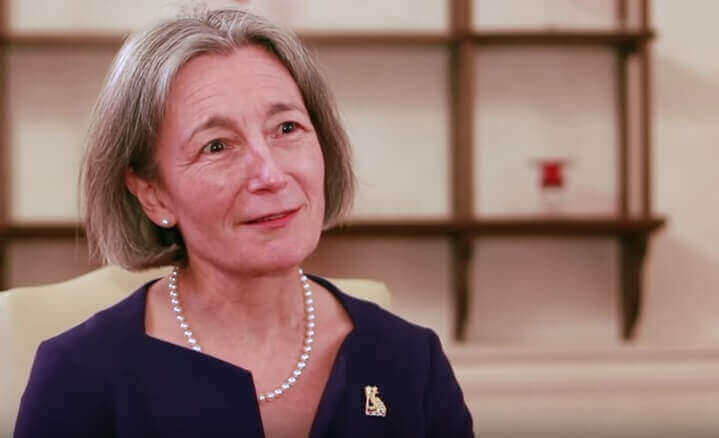 My life as a woman in surgery: Clare Marx | Messly