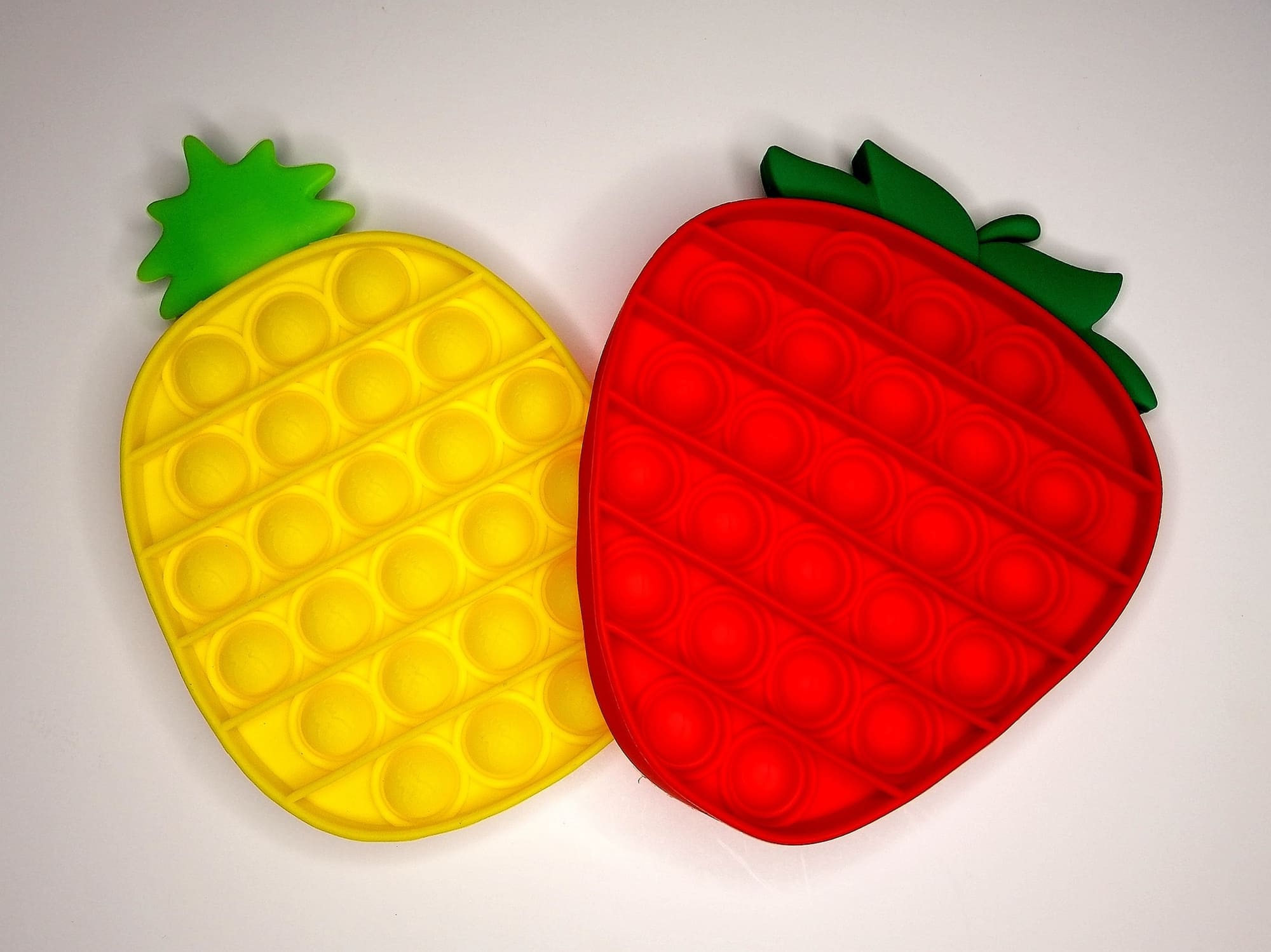 La boutique ( Jouets, suces BIBs, POP-IT, artisans collaborateurs...)