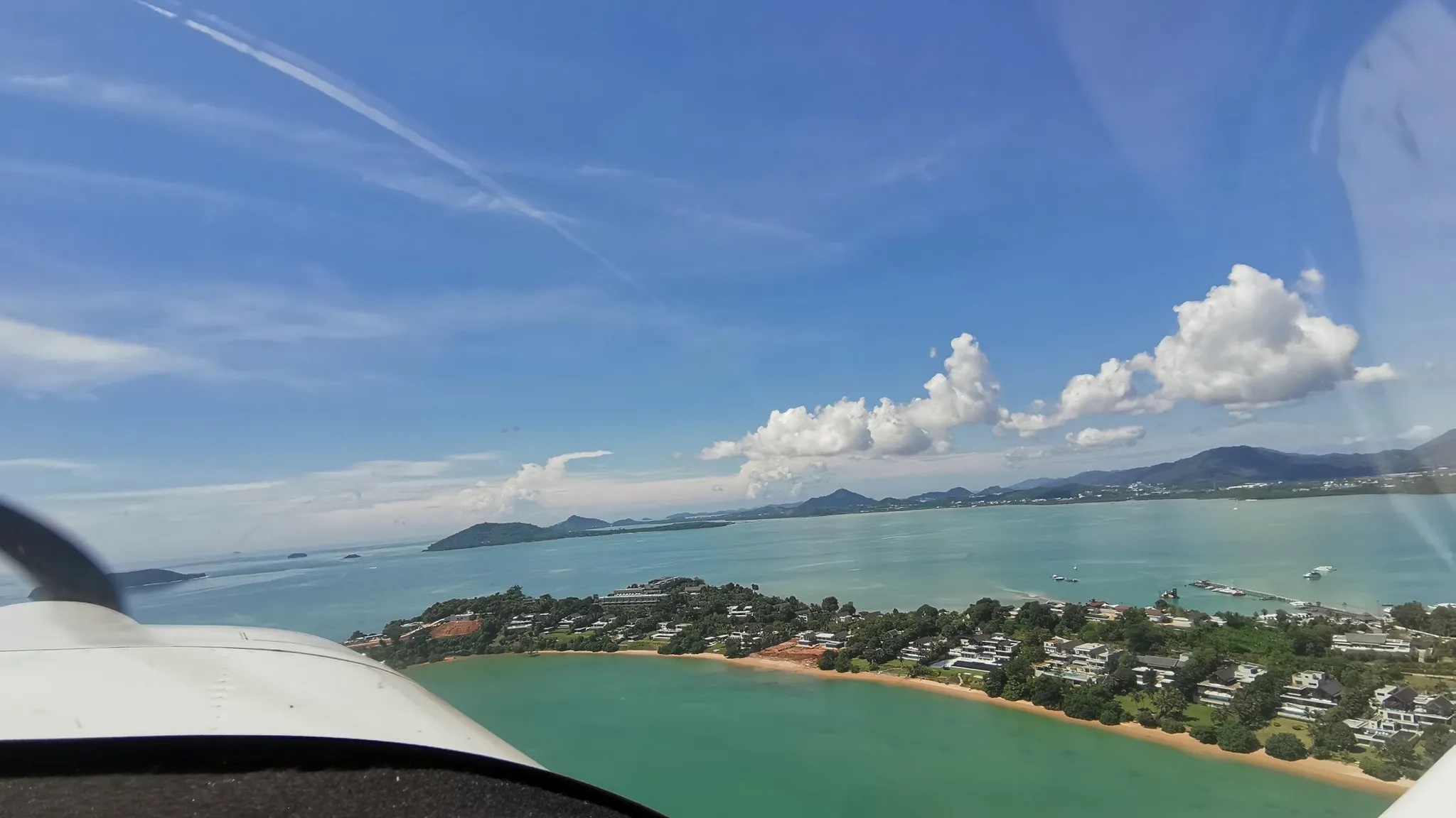Siam Seaplane — About Us — Partnerships & Opportunities