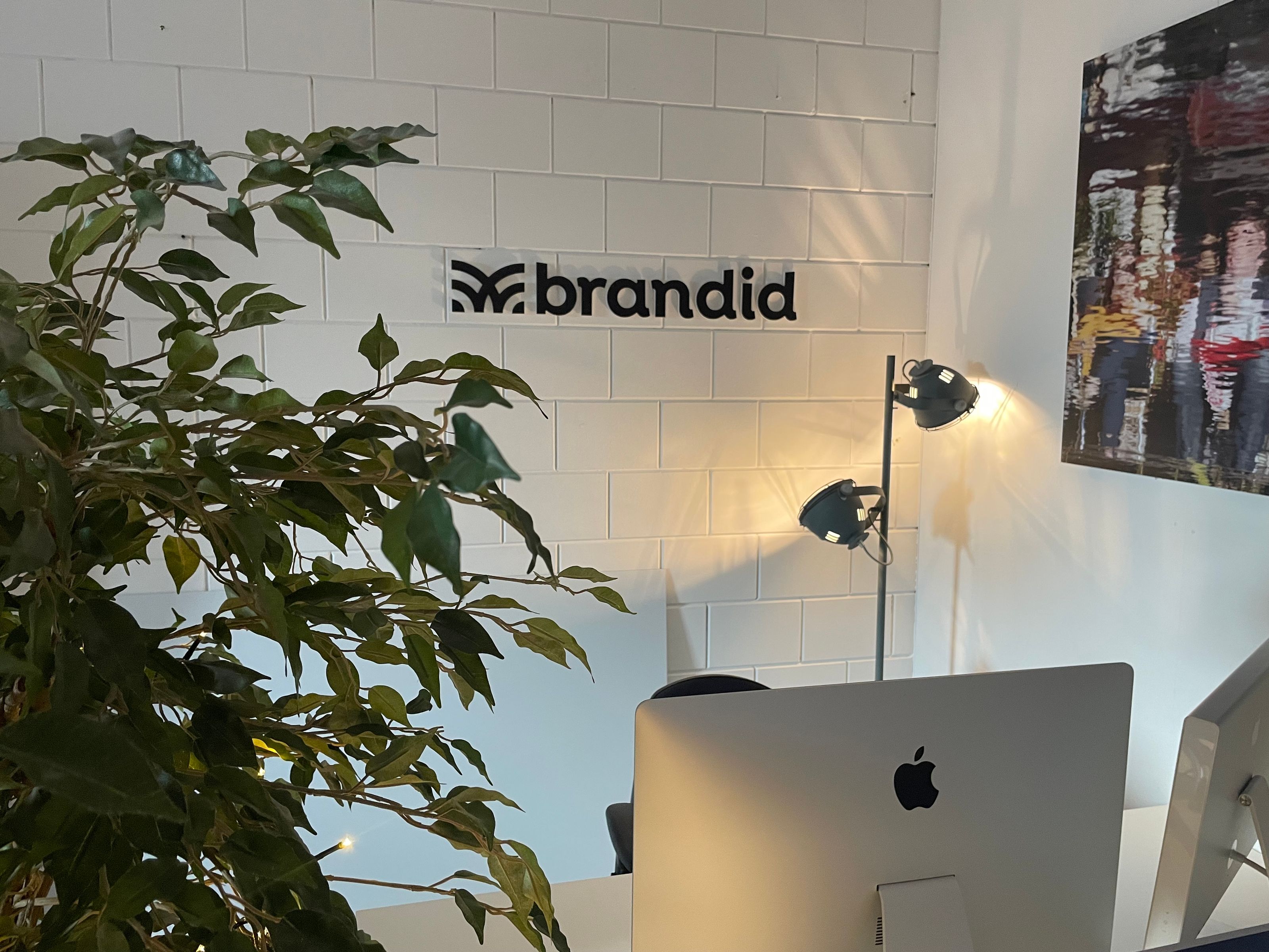 Branding & Marketing Bureau | Studio Brandid