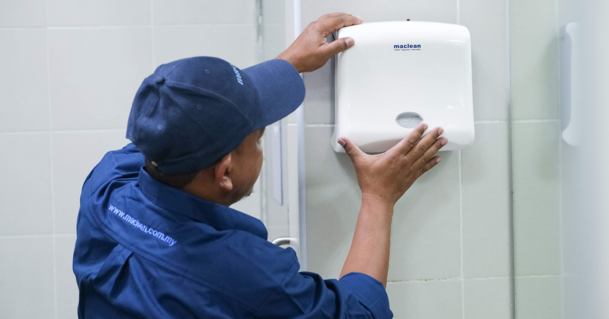 maclean | Toilet & Hygiene Service