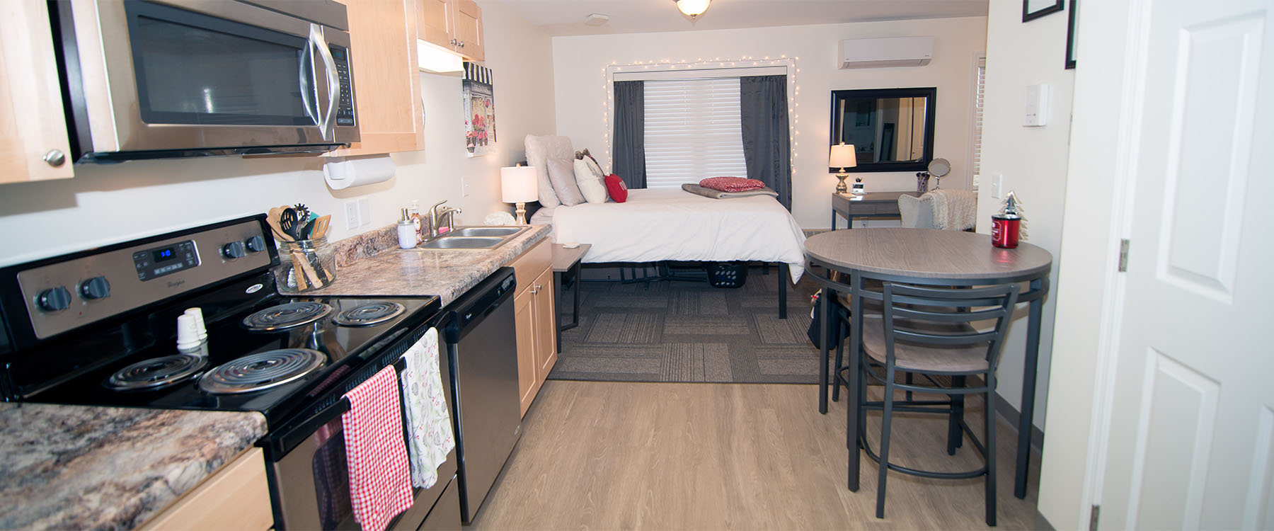Take a Virtual Tour of Our Apartments