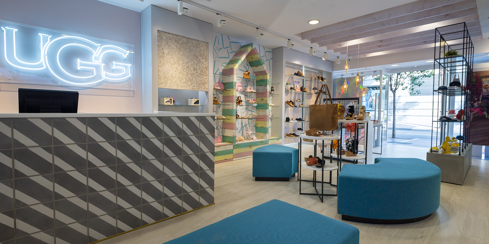 Brands - UGG - 20.20 - Brand Experience Agency