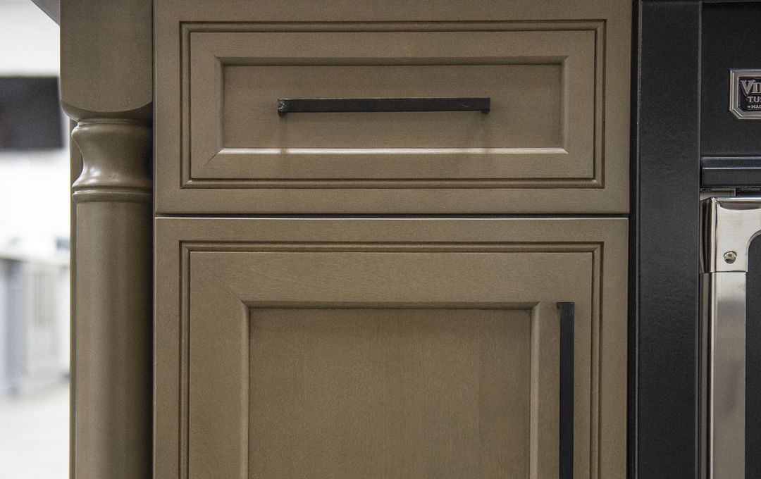 Transitional Kitchen Cabinets