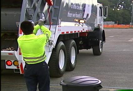 Spotter Signals and Safety Tips to Keep Your Crews Safe