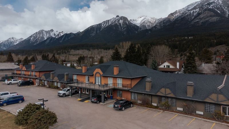 Basecamp Resorts Canmore
