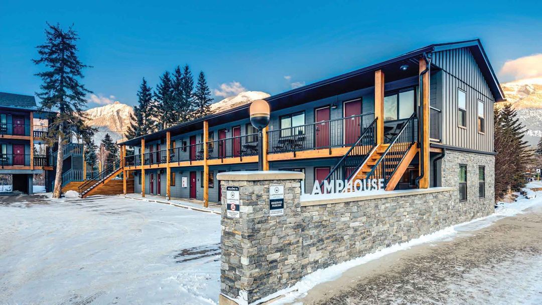 Basecamp Resorts Canmore | 5-Star Hotel in Canmore