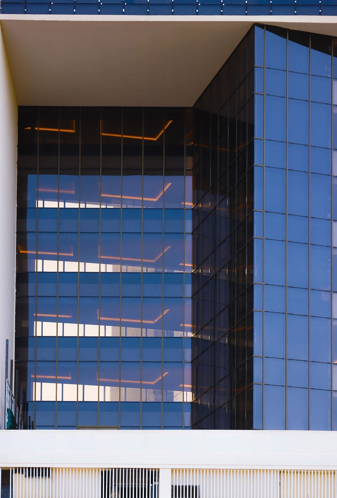 Aluminium, Façades et Métallerie en Afrique | Ecoma Bénin