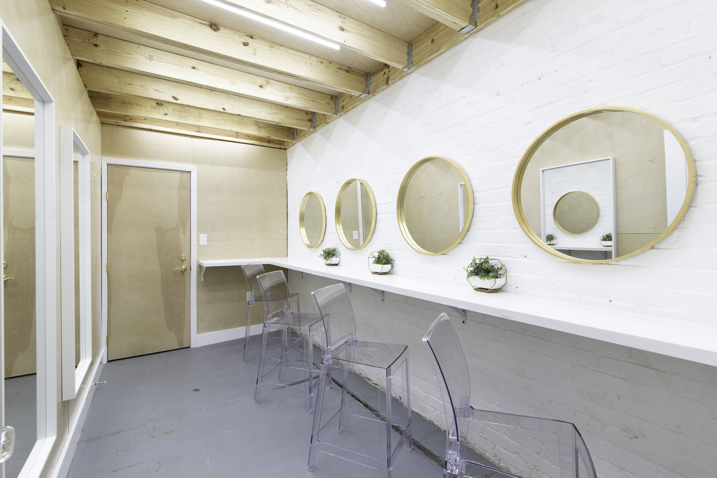 Rentals at Ronin Art House