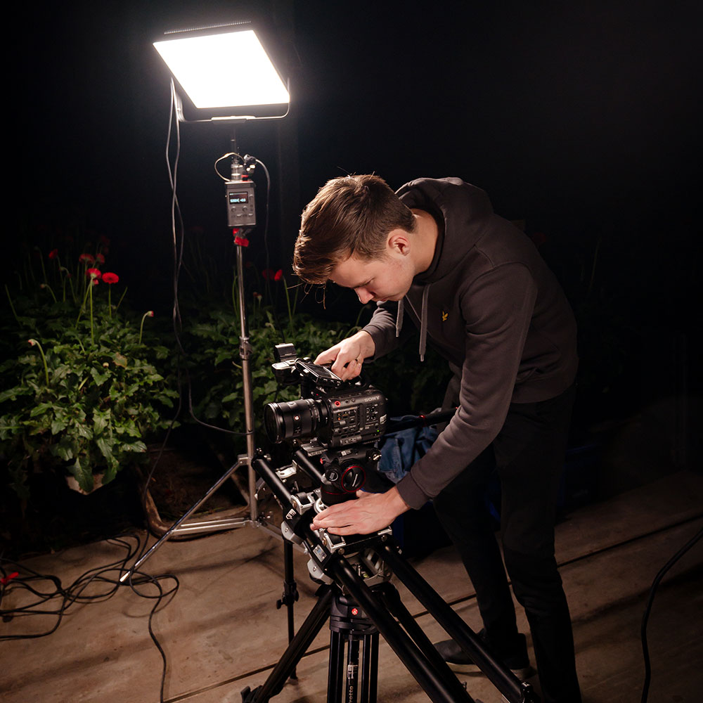 Move Productions - Let's Make The World Watch You