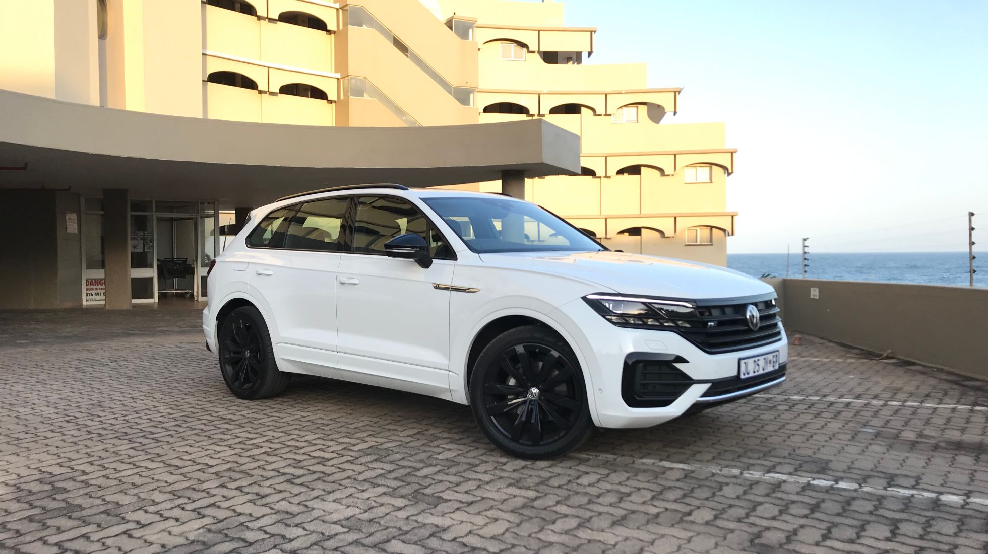 TopGear South Africa | Volkswagen Touareg V6 TDI Executive R-Line