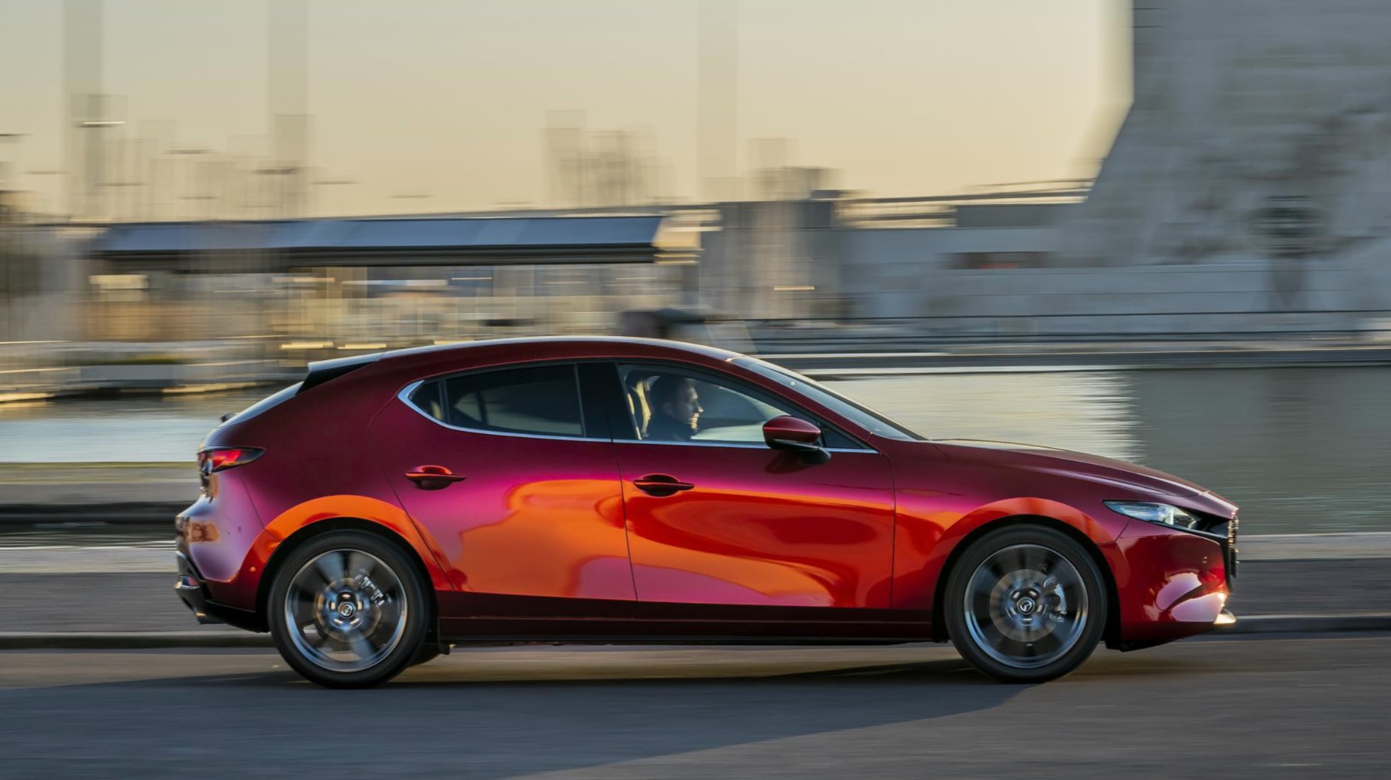 TopGear South Africa | Mazda3 2.0L Astina Hatchback