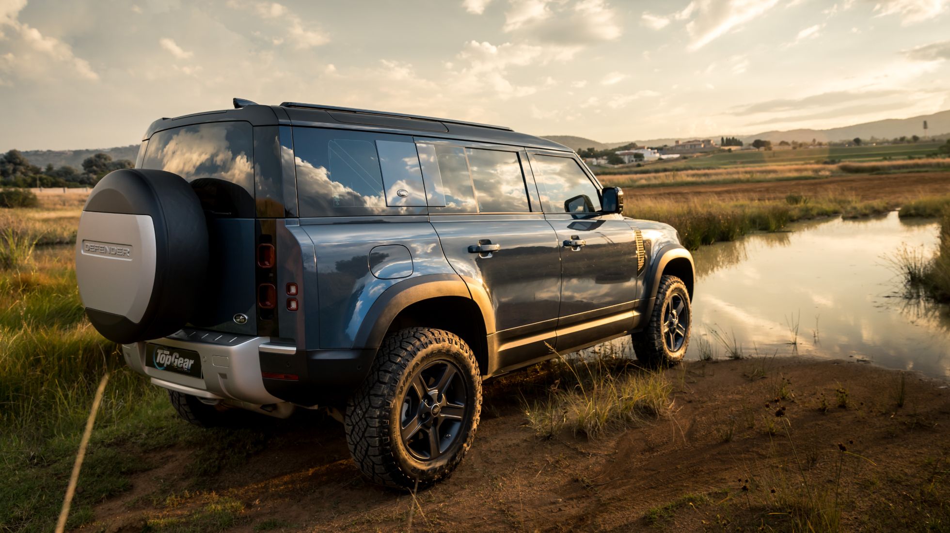 TopGear South Africa | Land Rover Defender 110 D240