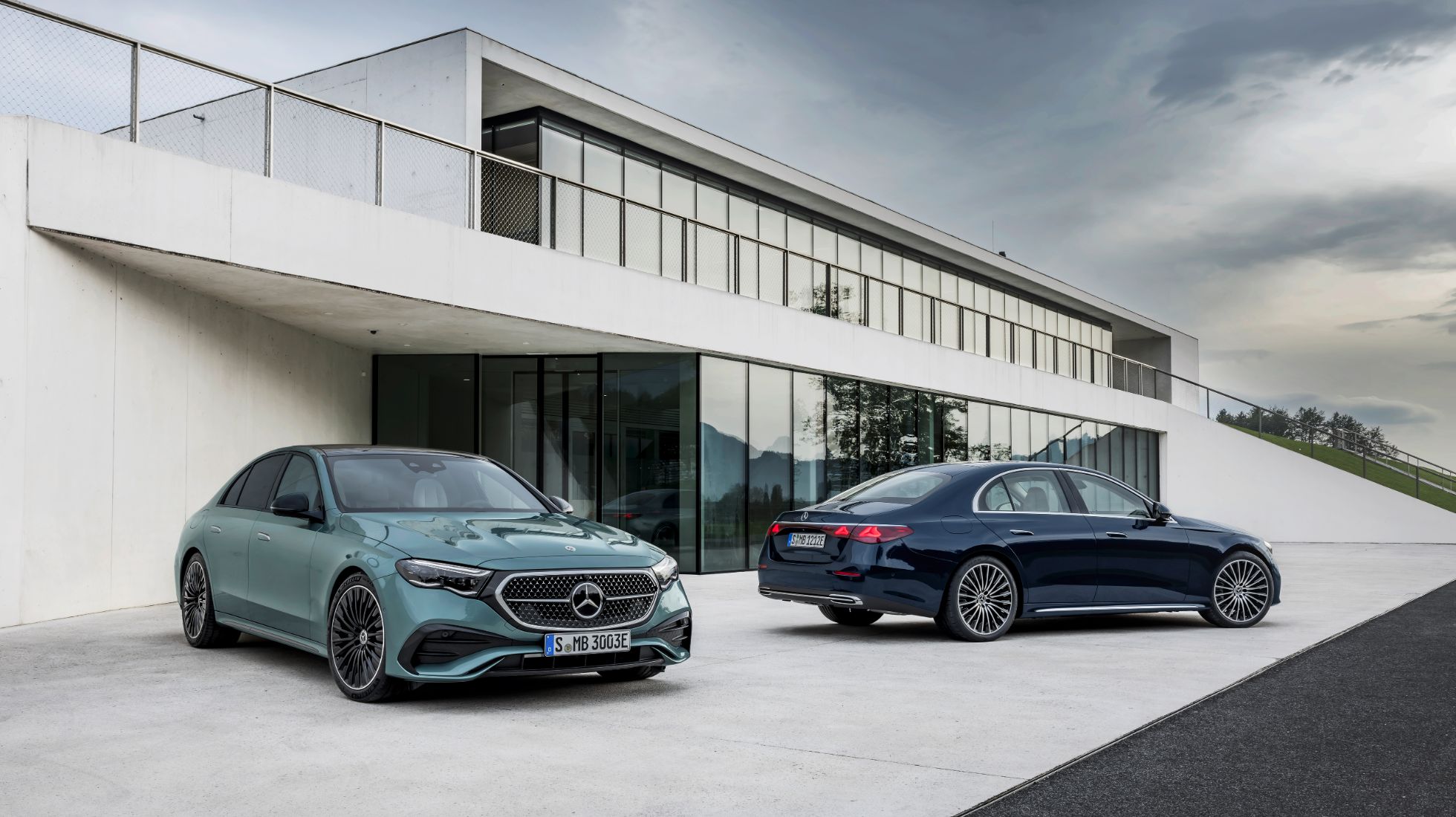 TopGear South Africa | Mercedes-Benz E-Class Debuts a Bevy of New Tech