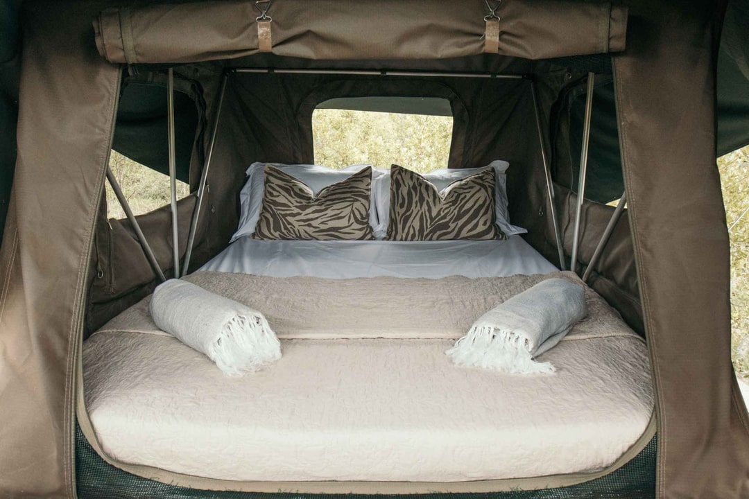 Experience Isambane - Eco Bush Camp