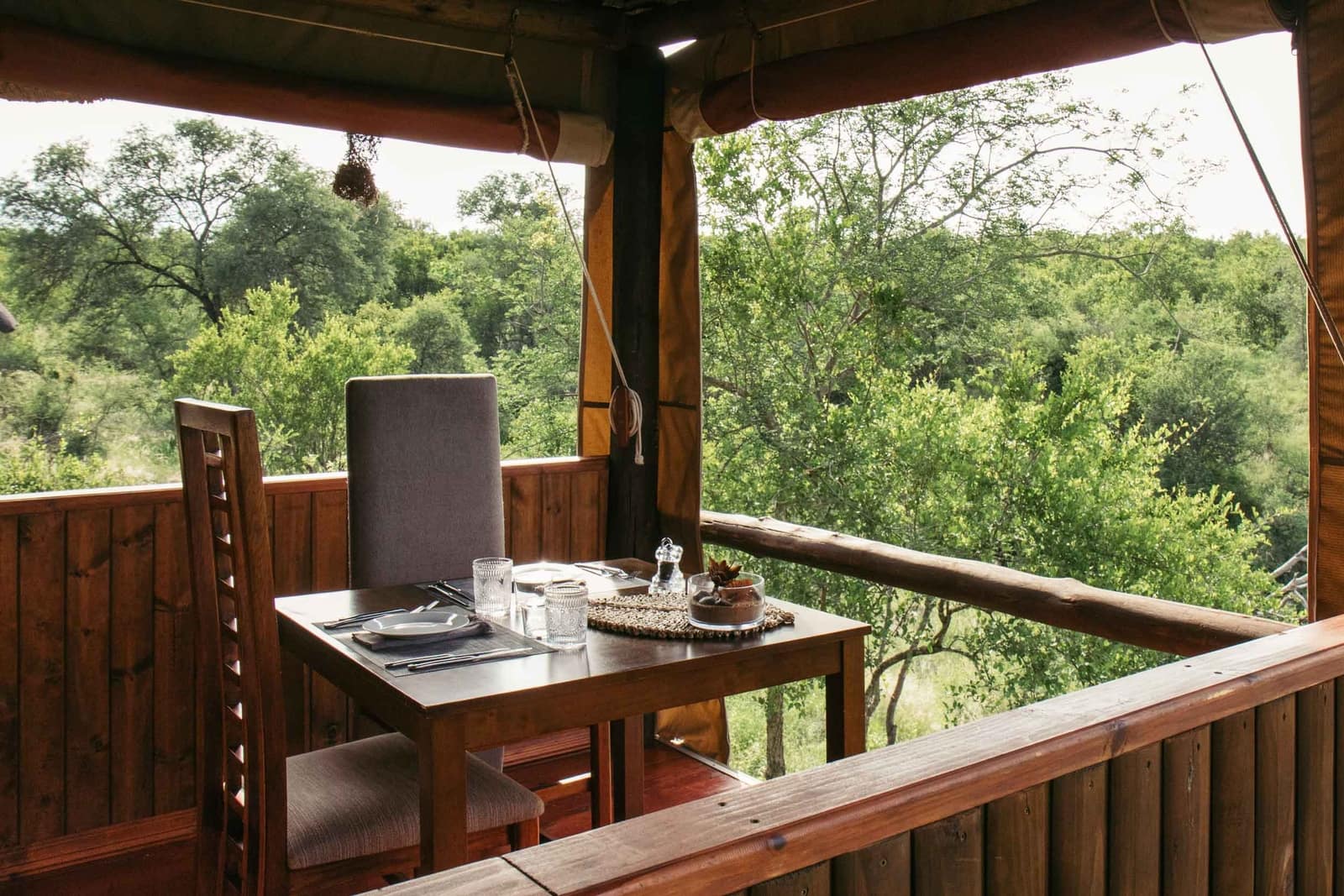 Experience Isambane - Eco Bush Camp