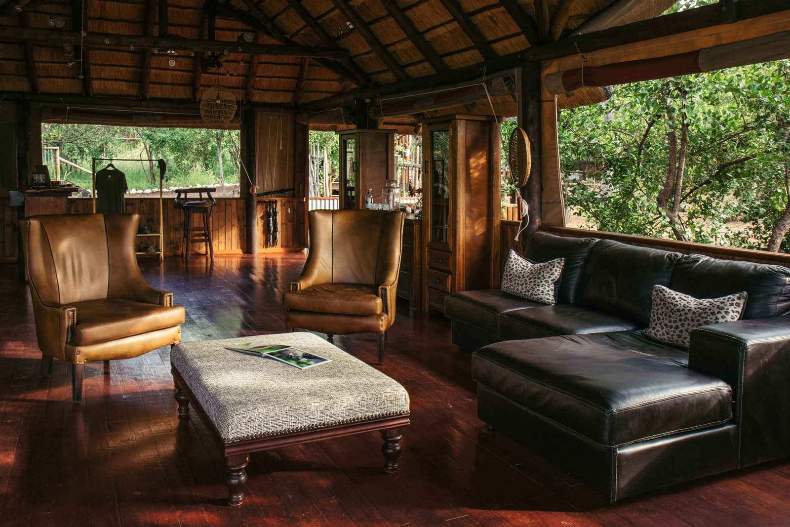 Experience Isambane - Eco Bush Camp
