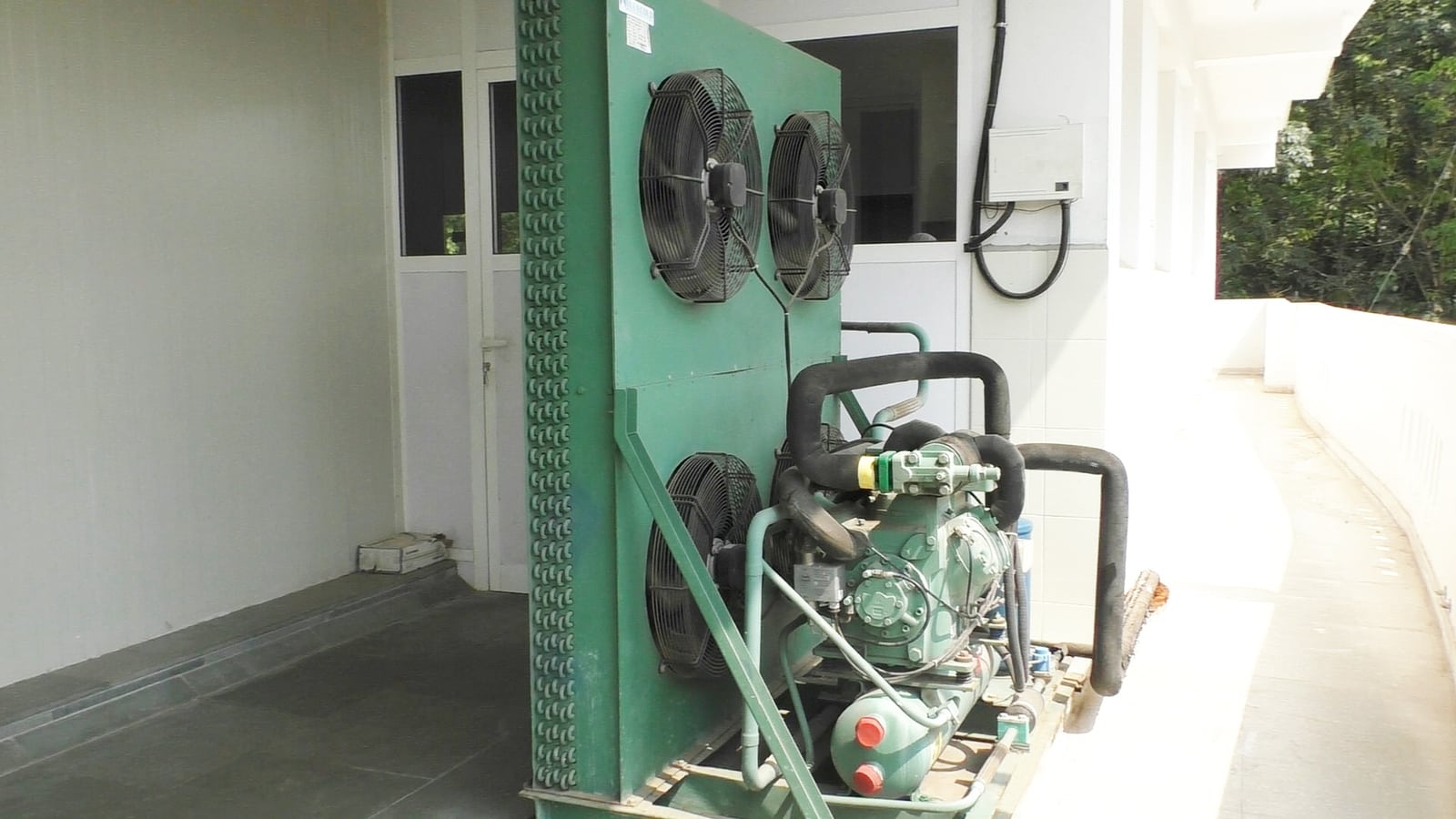 Ice Cream - Hardening and freezer room