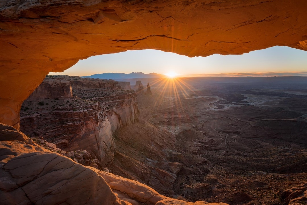 Hope | Mesa Arch in Canyonlands | Brent Goldman Photography