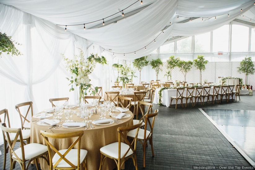 How to Arrange Tables and Seating for an Event