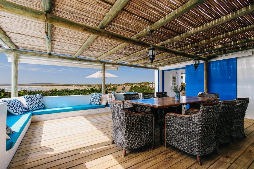 Zula Beach house & cottage on the beach in Paternoster