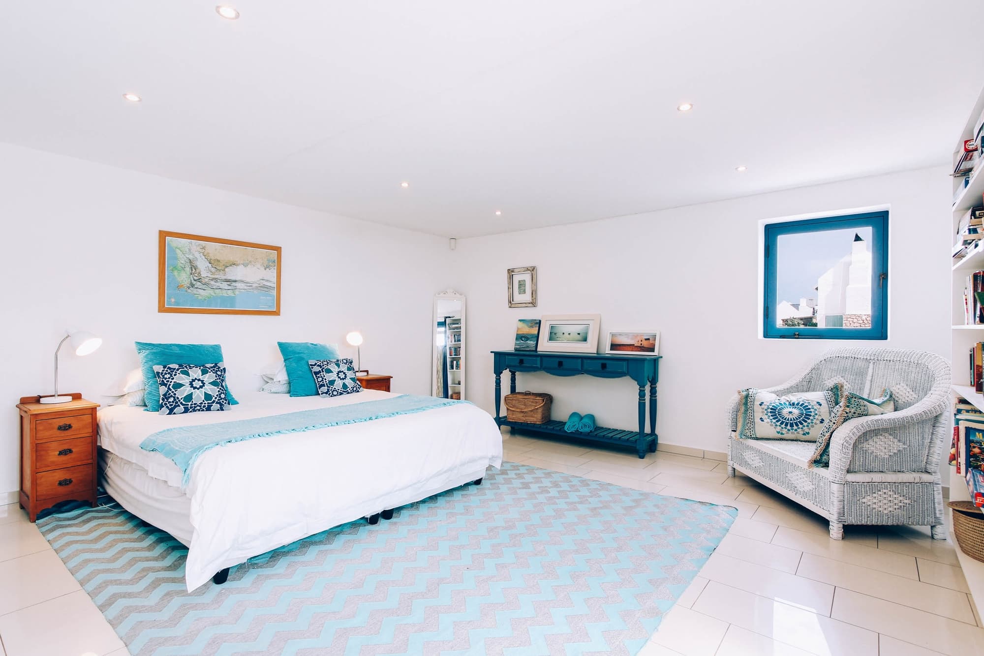 Zula Beach house & cottage on the beach in Paternoster