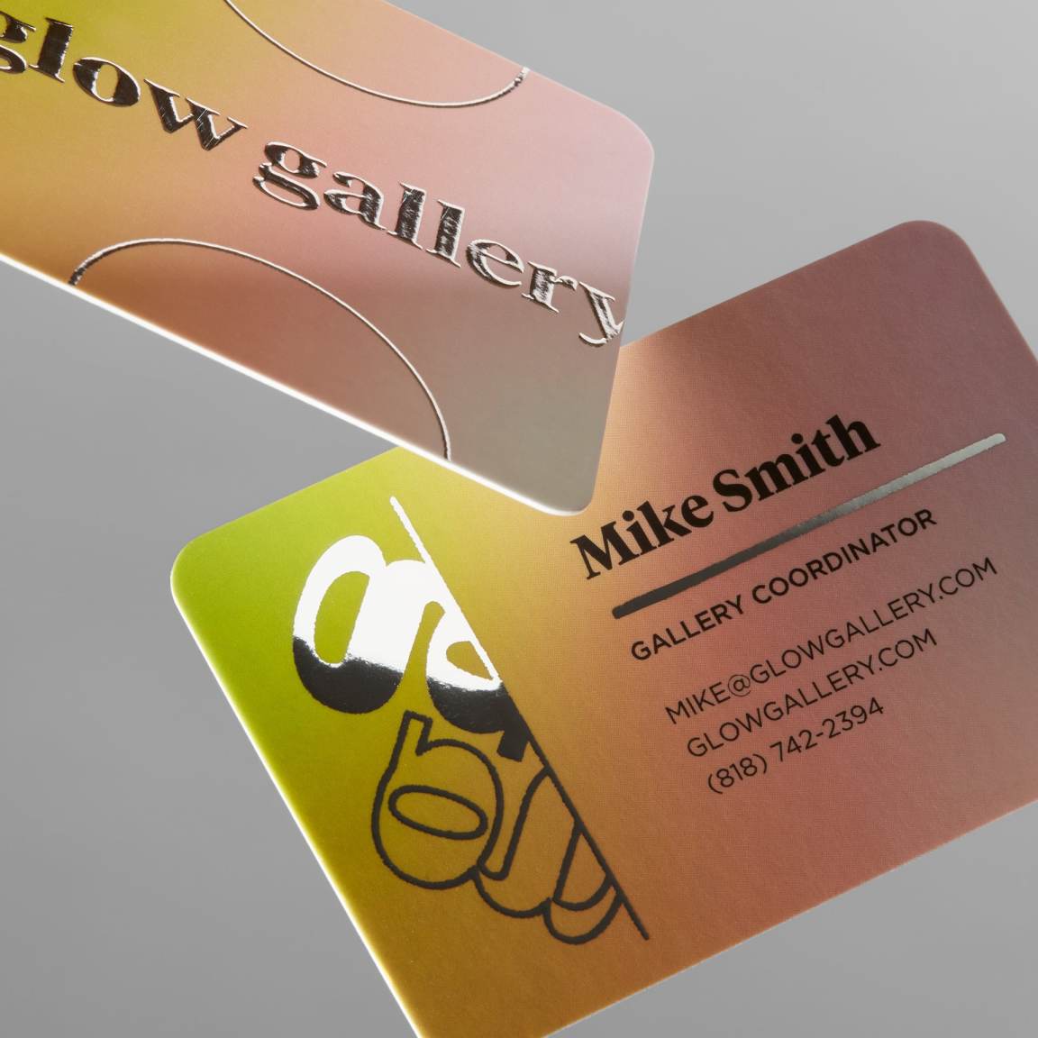 Optimal Business Card Size: Making Your First Impression Count | Hatchly