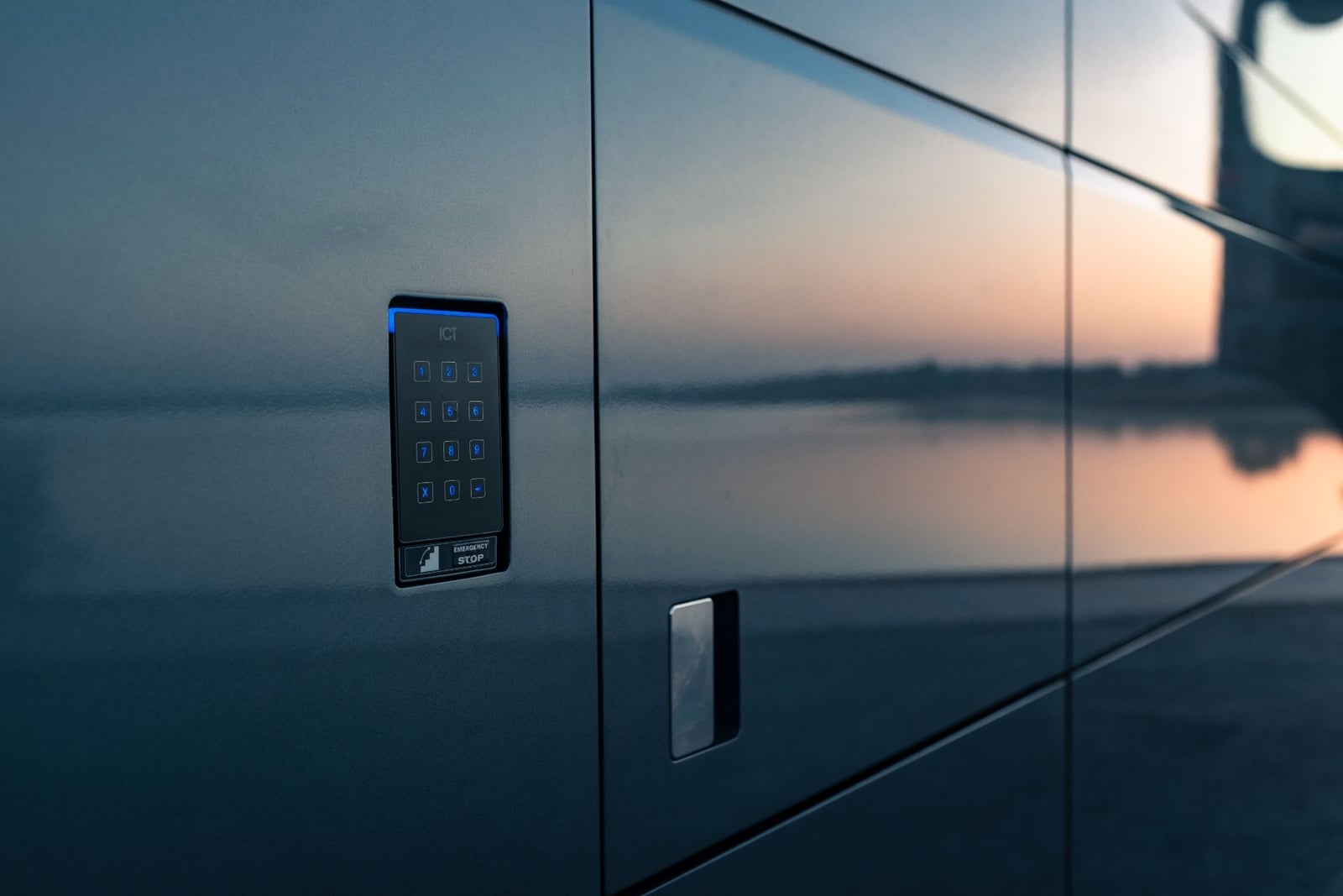 Dembell - Luxury motorhome built without compromise