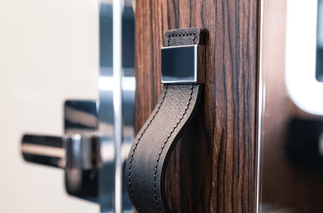 Dembell - Luxury motorhome built without compromise