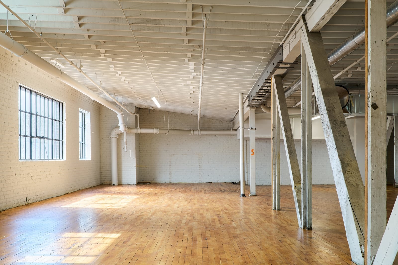 Vandalia Tower – Listings – Element Commercial Real Estate