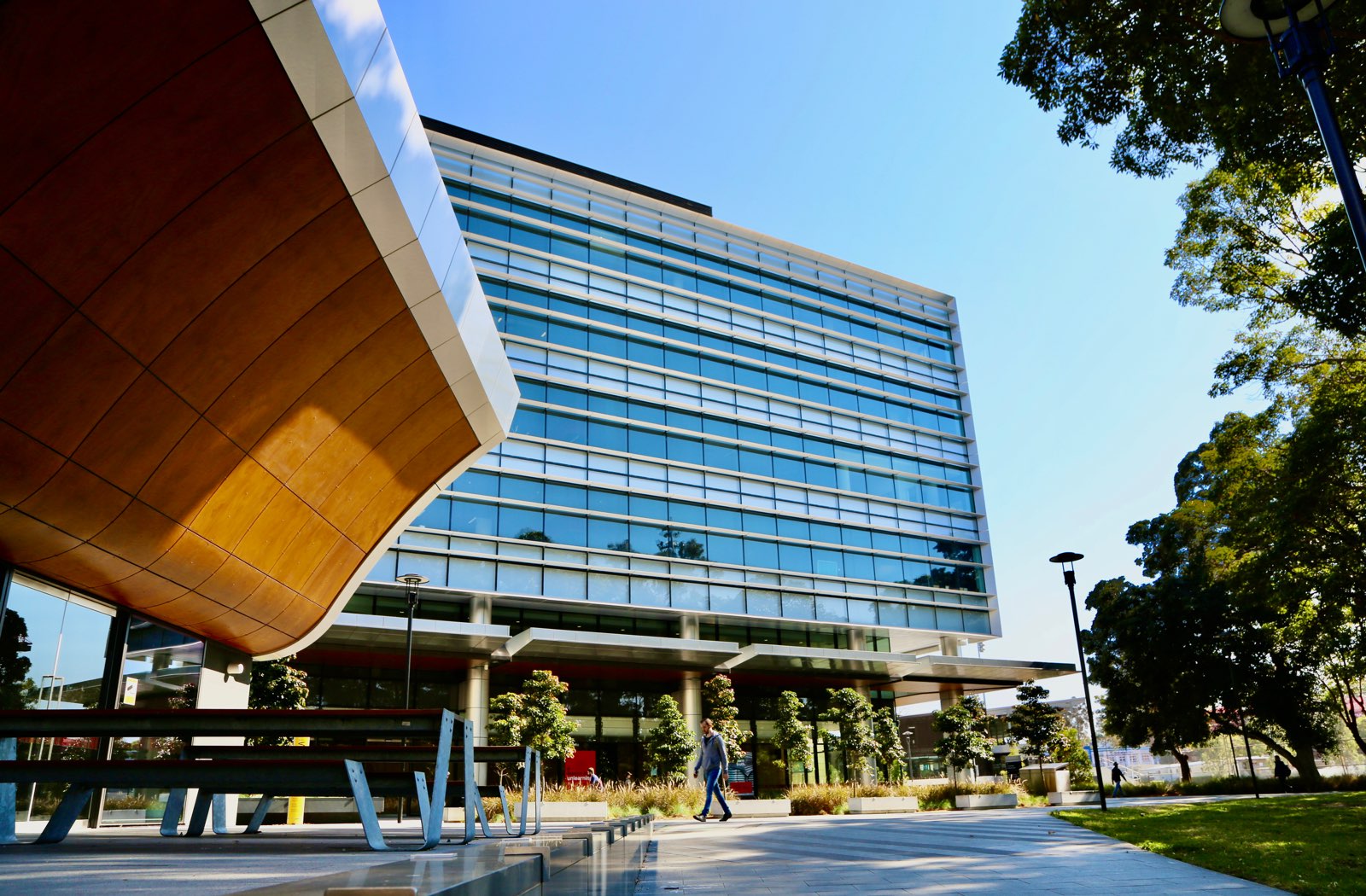 Parklex - Charles Perkins Centre, Sydney University - Industrie Arc