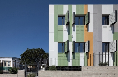 Parklex - Industrie Arc - Natural wood for exterior cladding