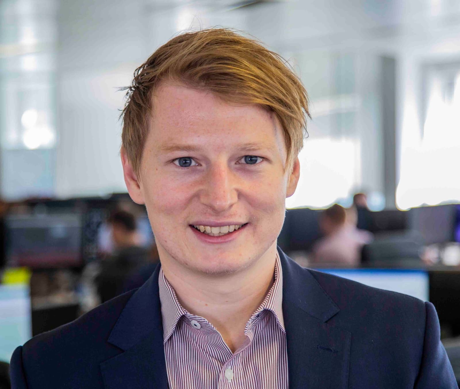 Floatware - Worlds First Floating Cutlery. Eat Confident.