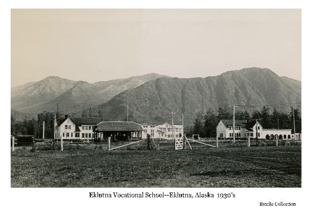 Buildings of the Colony - Matanuska Valley Historical Photo Project