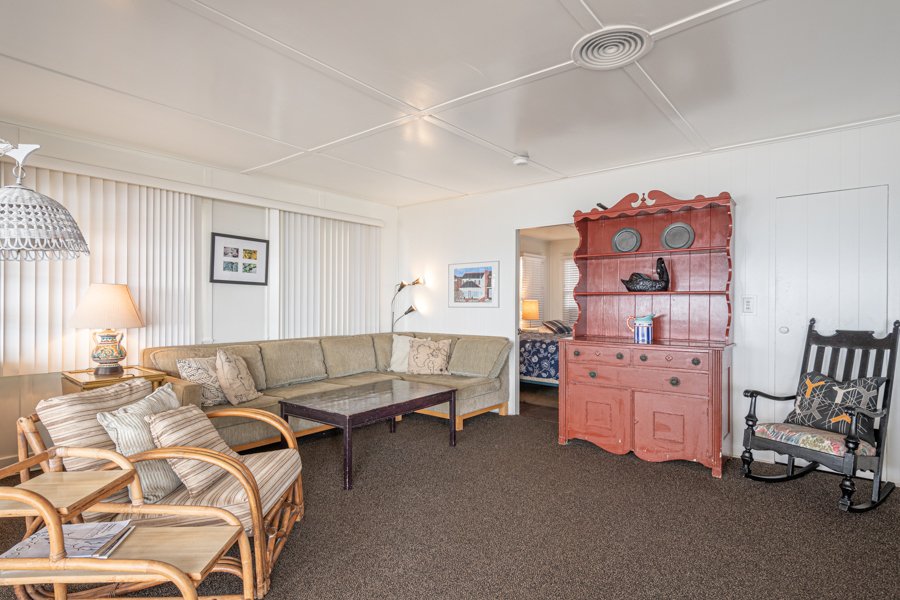 540 S. Bayfront - Balboa Island